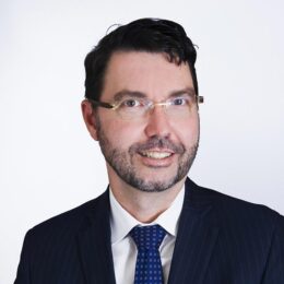 Ian Walker, Accountant & Tax Advisor Brisbane - Archer Gowland Redshaw